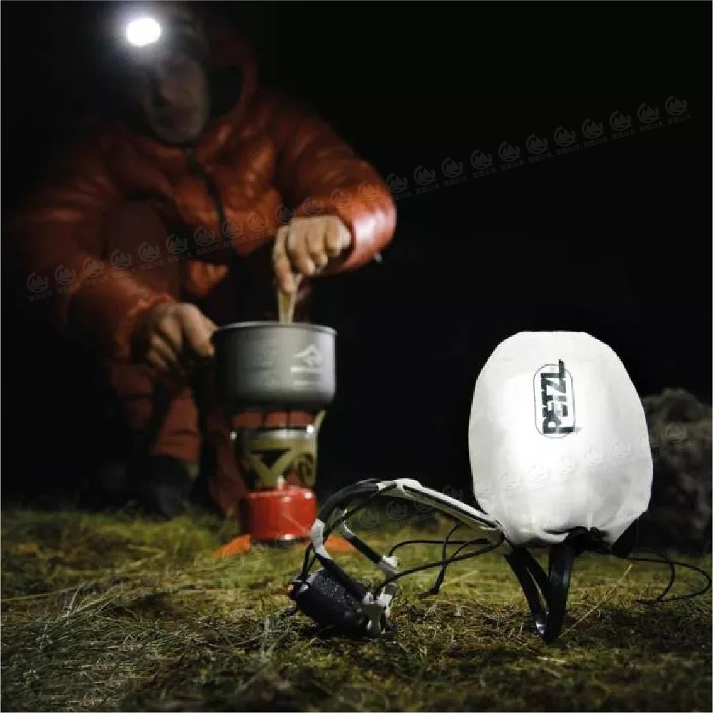 PETZL 法國 SHELL LT 頭燈收納袋《白》E075AA00/束口袋/柔光罩/便利袋 － 松果購物